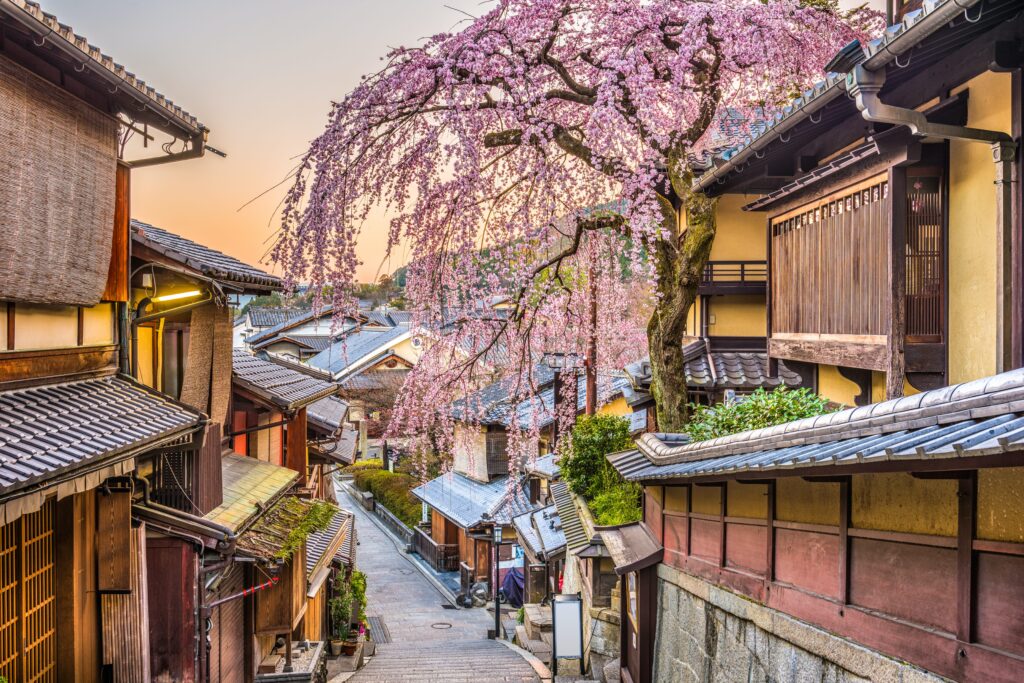 KHÁM PHÁ KYOTO – CỐ ĐÔ CỦA NHẬT BẢN